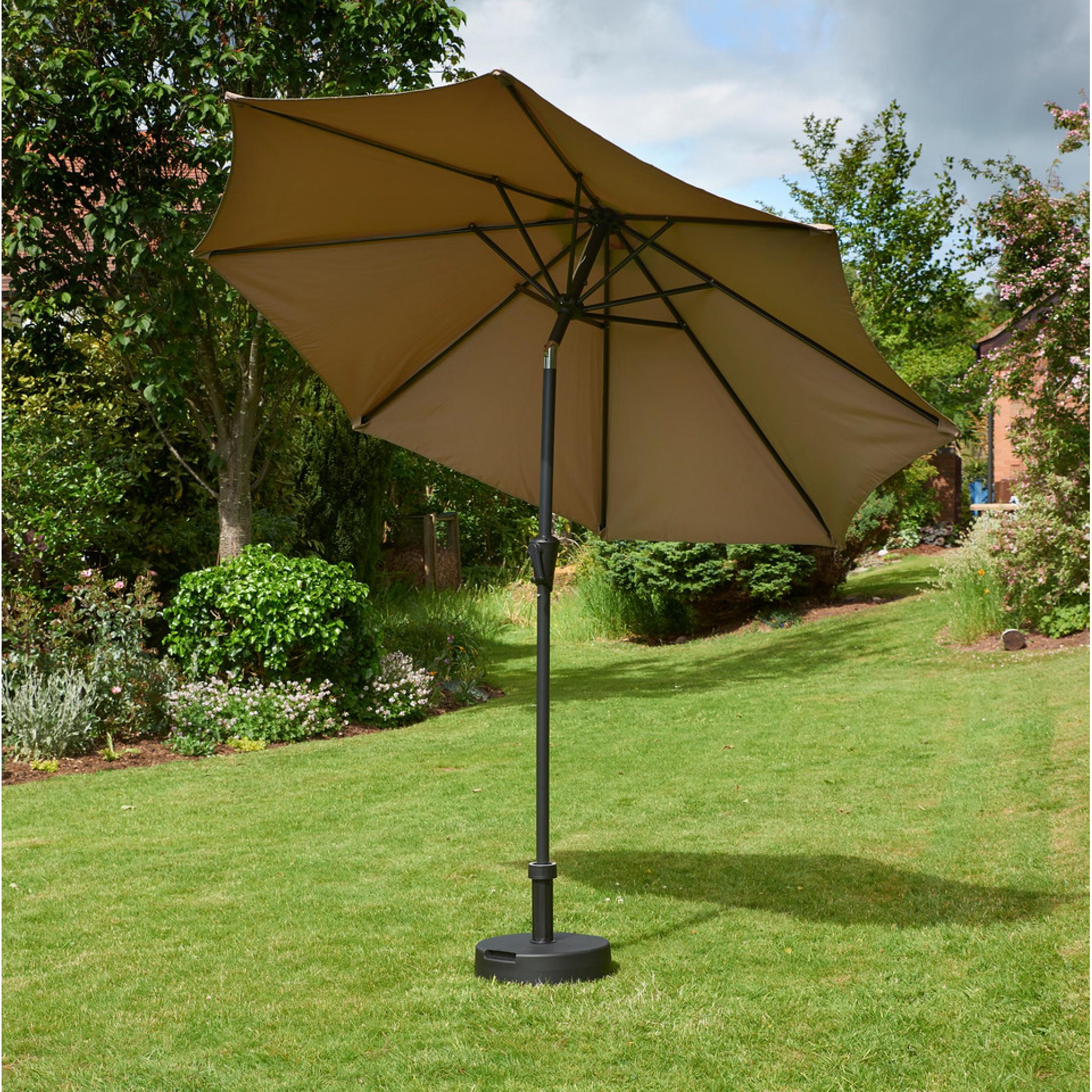 Glendale Crank & Tilt 2.5m Parasols